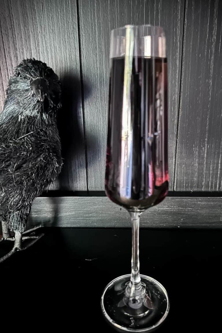 The Black Raven - A Spooky Halloween Cocktail
