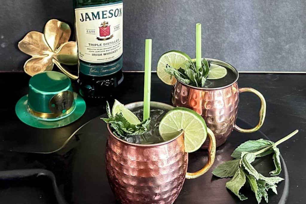 The Black Raven - A Spooky Halloween Cocktail